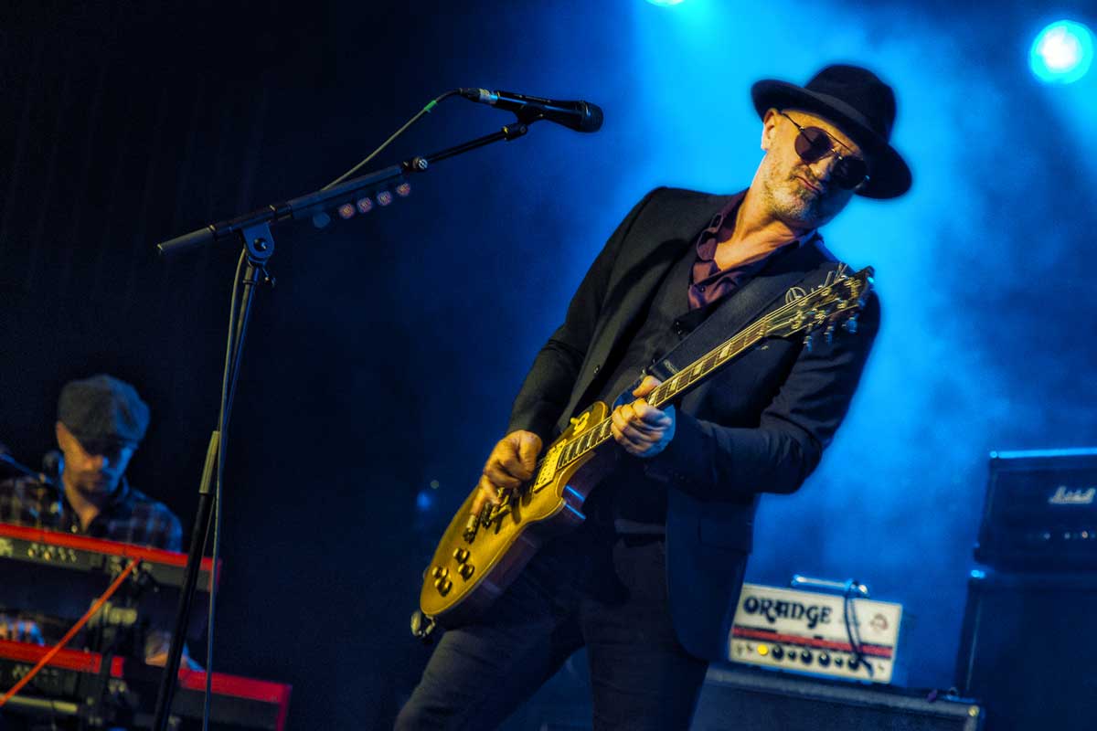 Photo Gallery | Matt Pearce & The Mutiny